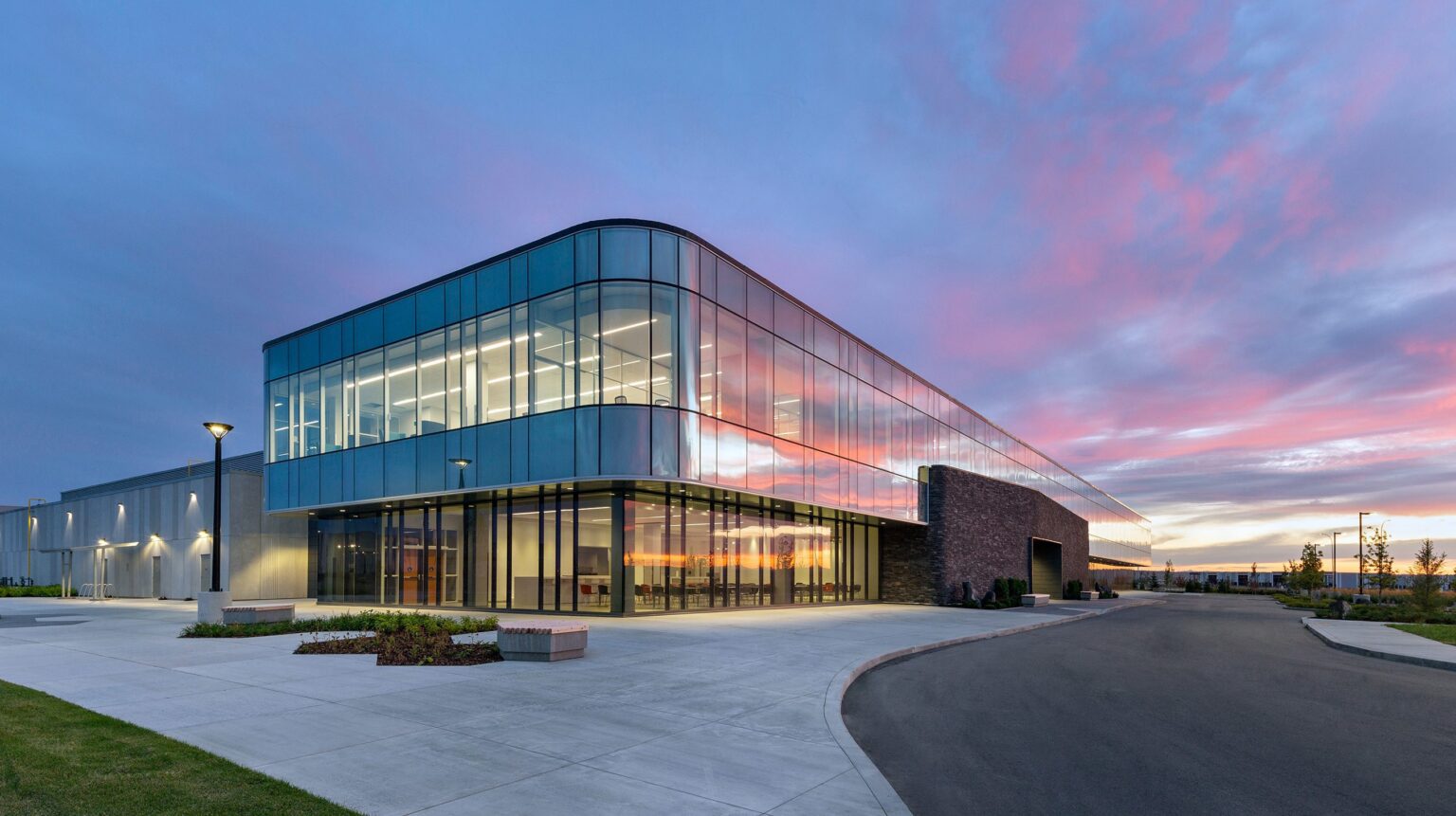 Canadian Blood Services | Multi-purpose hub Development NORR