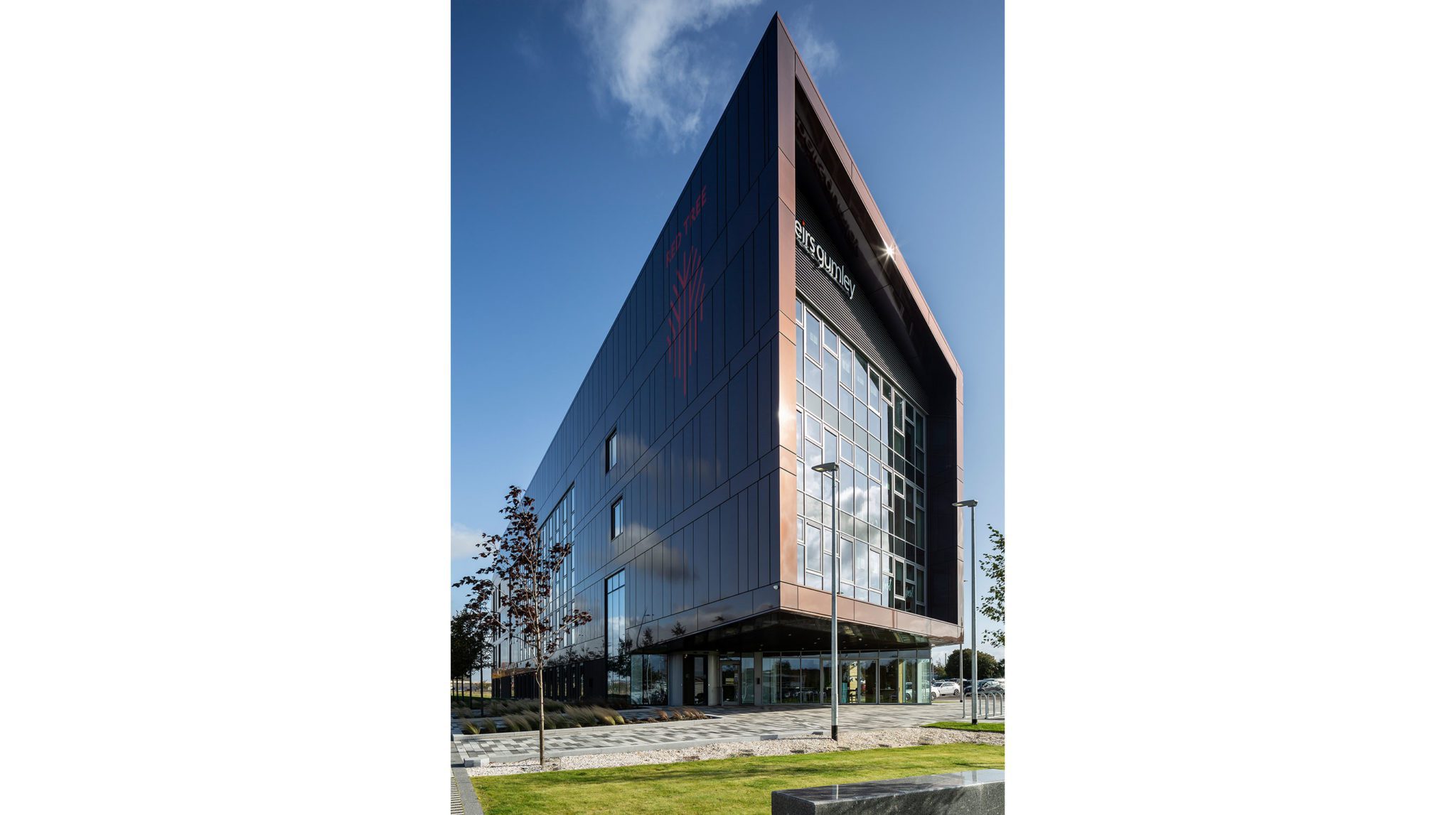 Red Tree Magenta | Commercial Building Design in Glasgow