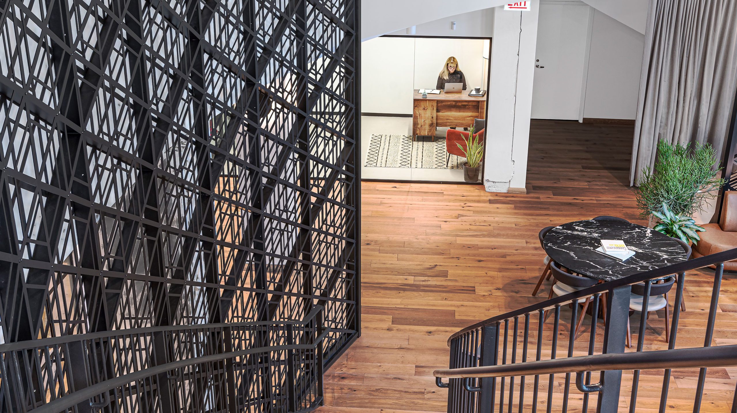 Industrious Workspace Chicago | Multi-level Workspace Design