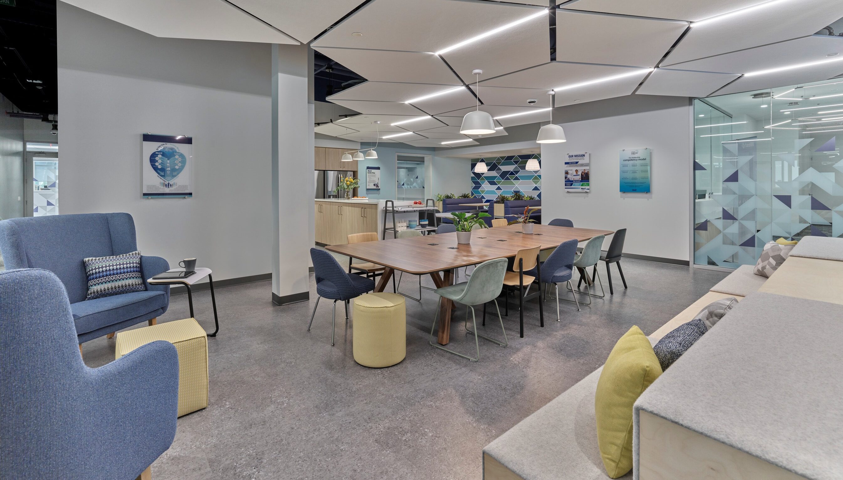 250 Radnor - West Pharmaceutical Services | Hybrid Lab Design
