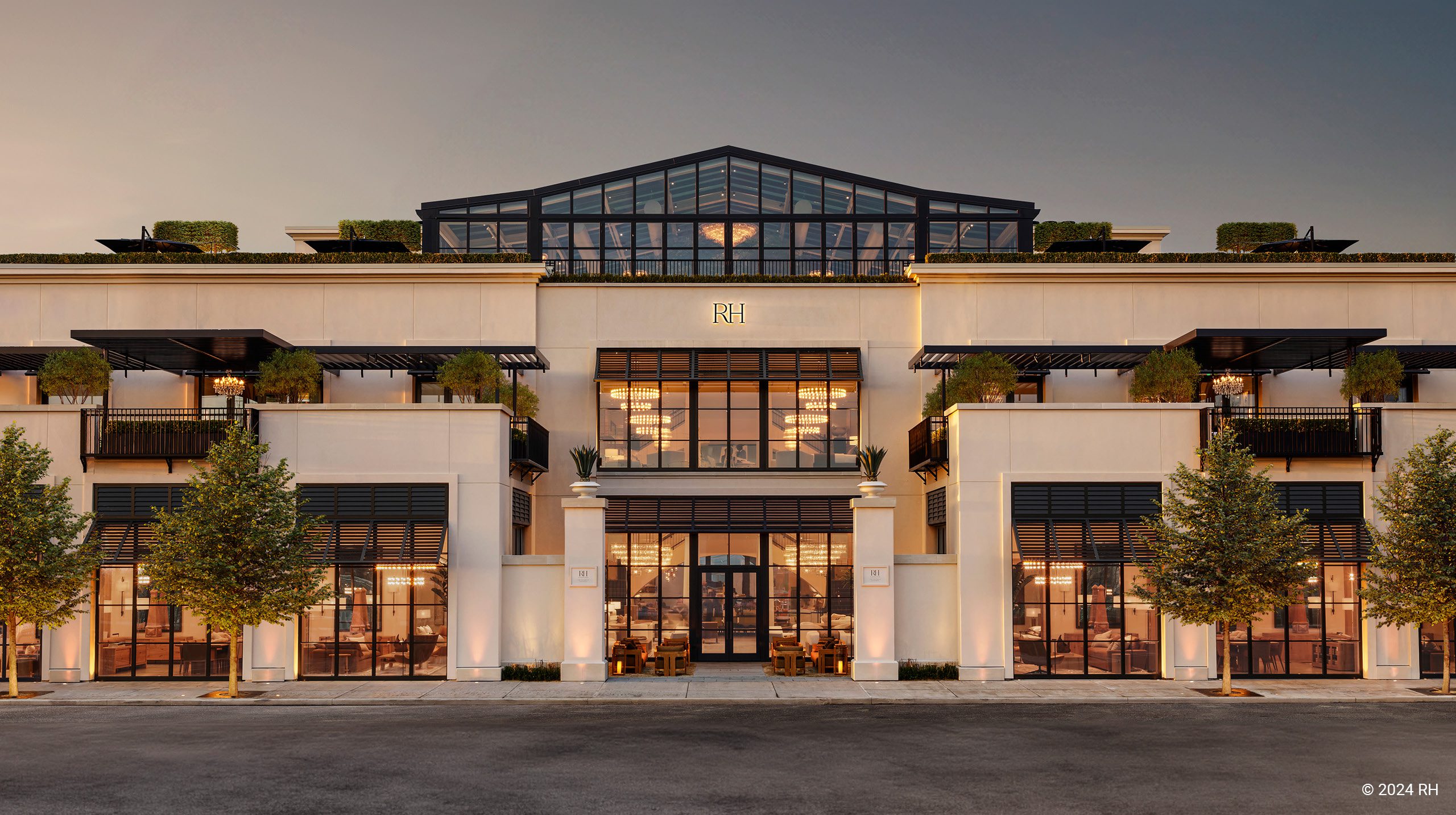RH Cleveland – The Gallery at Pinecrest | Architectural Design | NORR