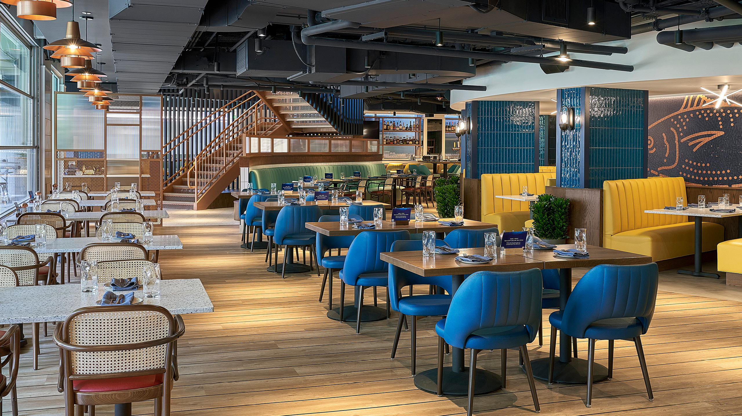 Legal Sea Foods | Dining Architectural Design in Chicago